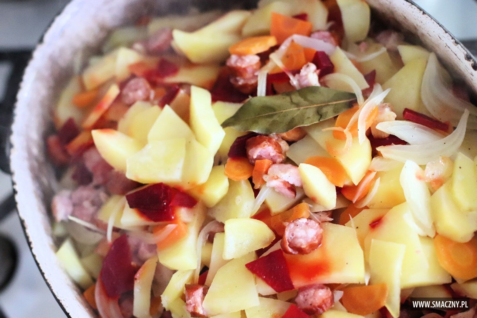 Duszonki z rondla - Przepisy kulinarne - Dania główne