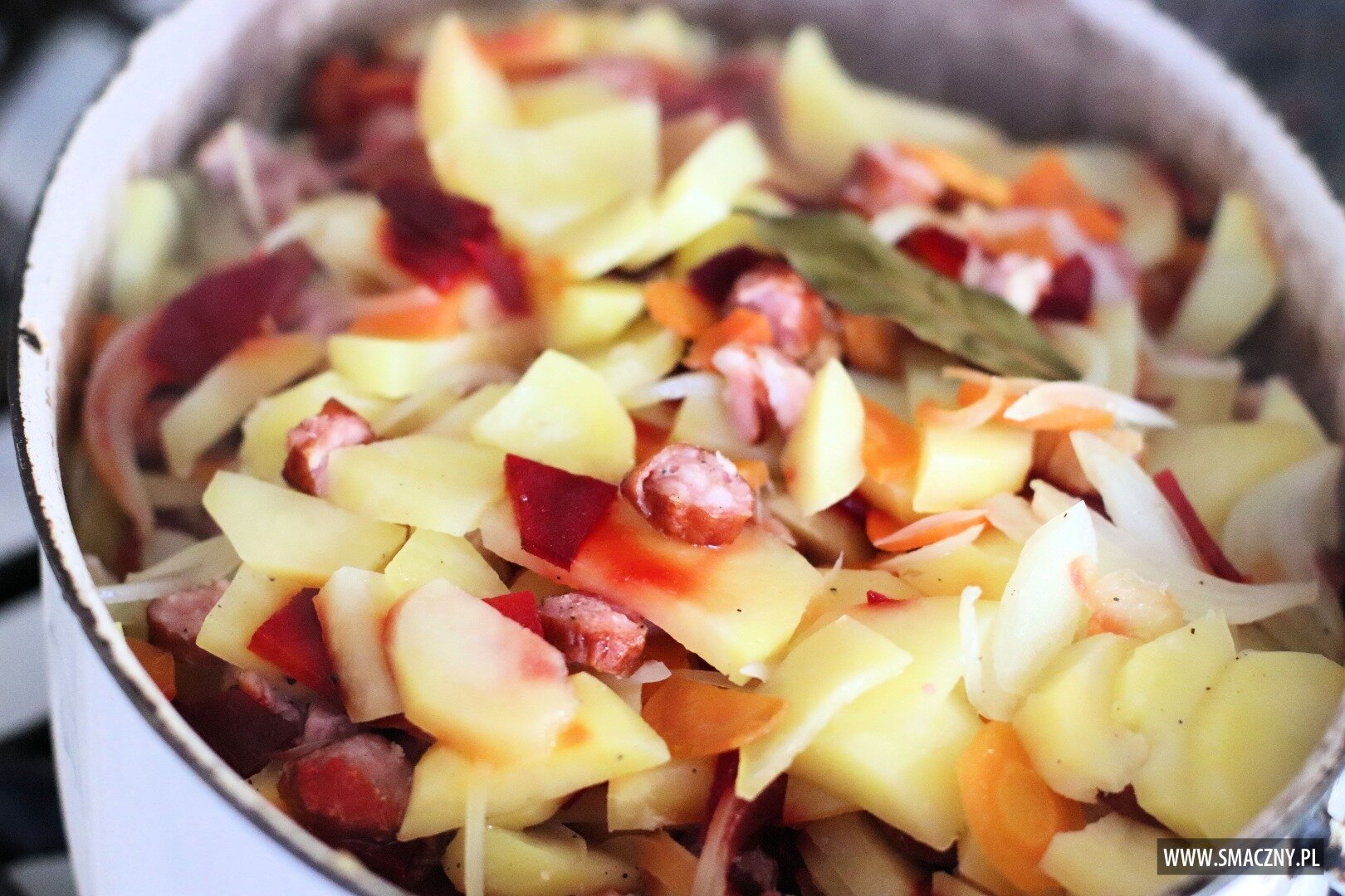 Duszonki z rondla - Przepisy kulinarne - Dania główne