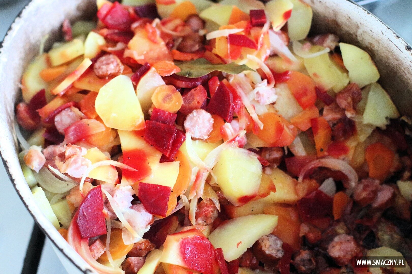 Duszonki z rondla - Przepisy kulinarne - Dania główne