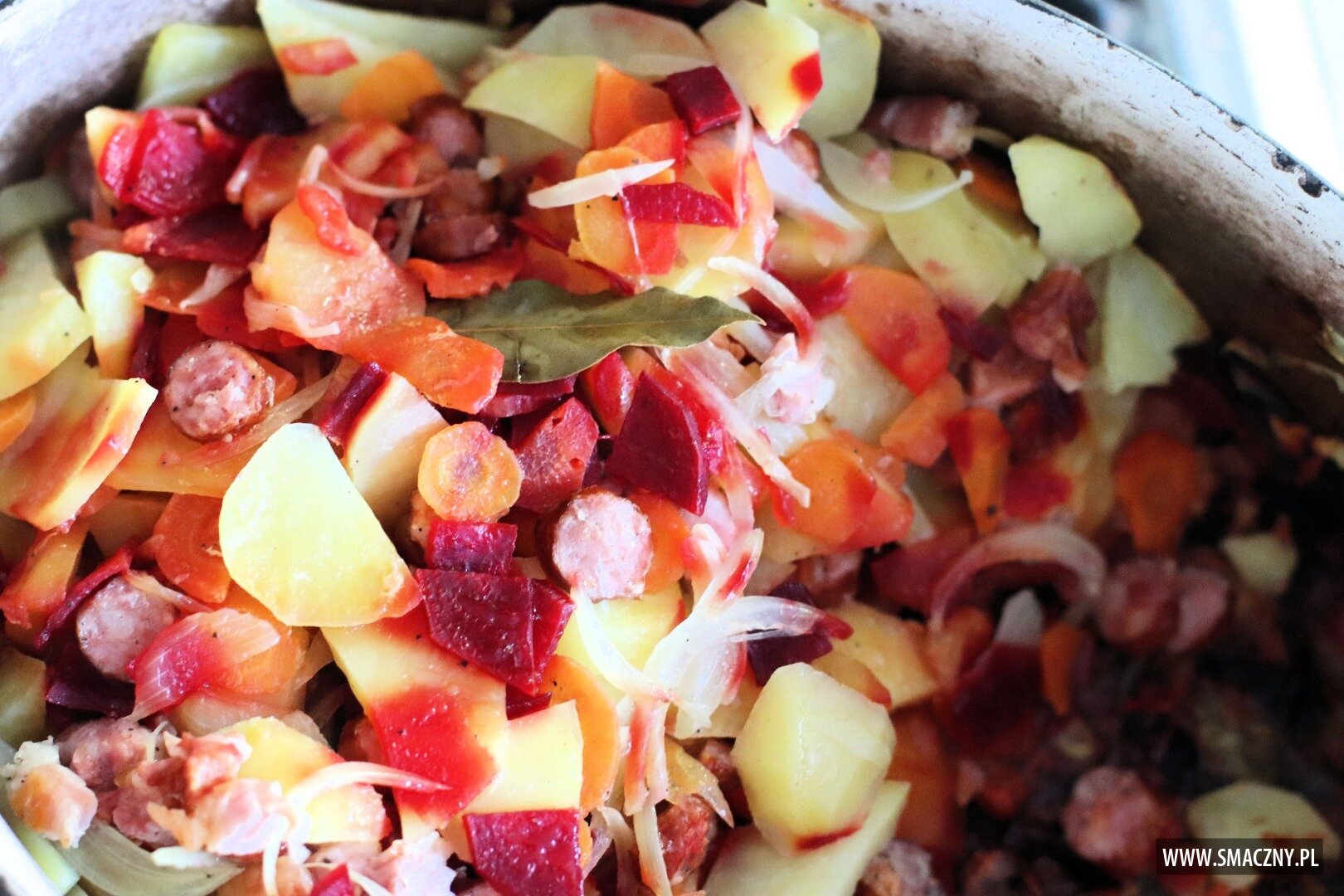 Duszonki z rondla - Przepisy kulinarne - Dania główne