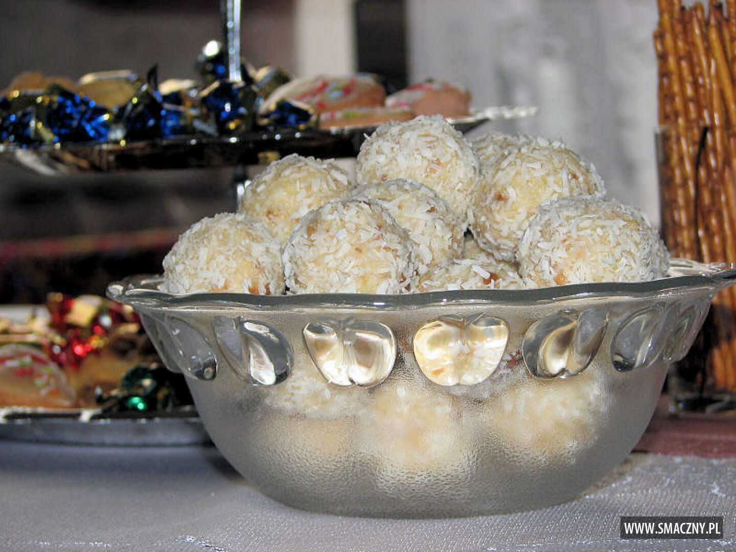 Kuleczki Rafaello - Przepisy kulinarne - Desery i lody