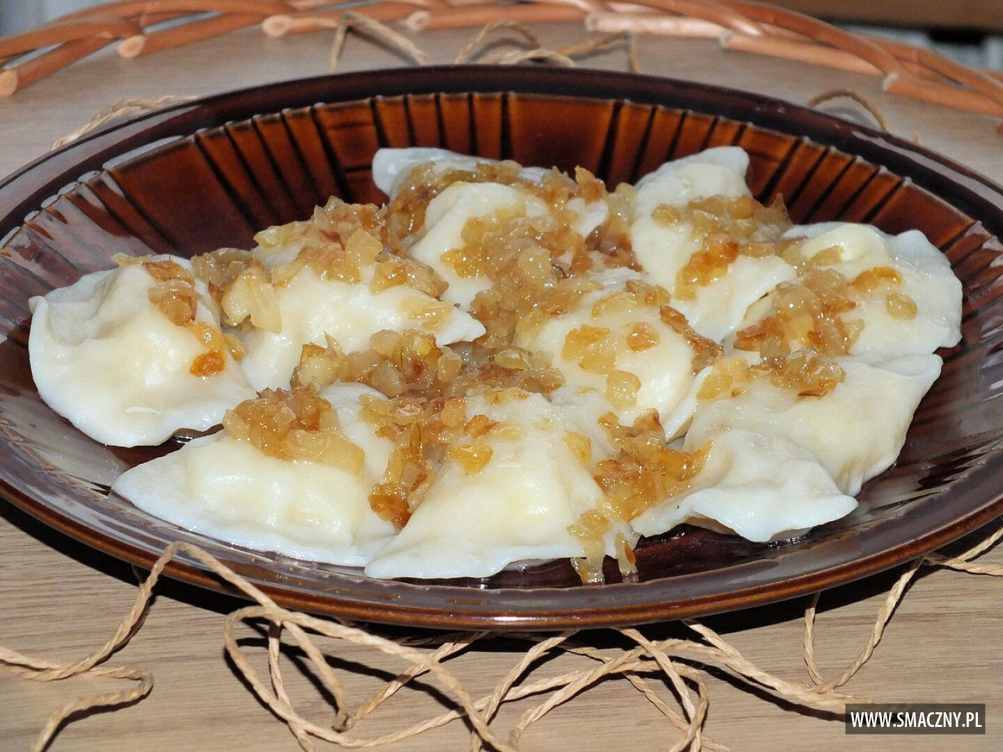 Pierogi ruskie - Przepisy kulinarne - Dania główne