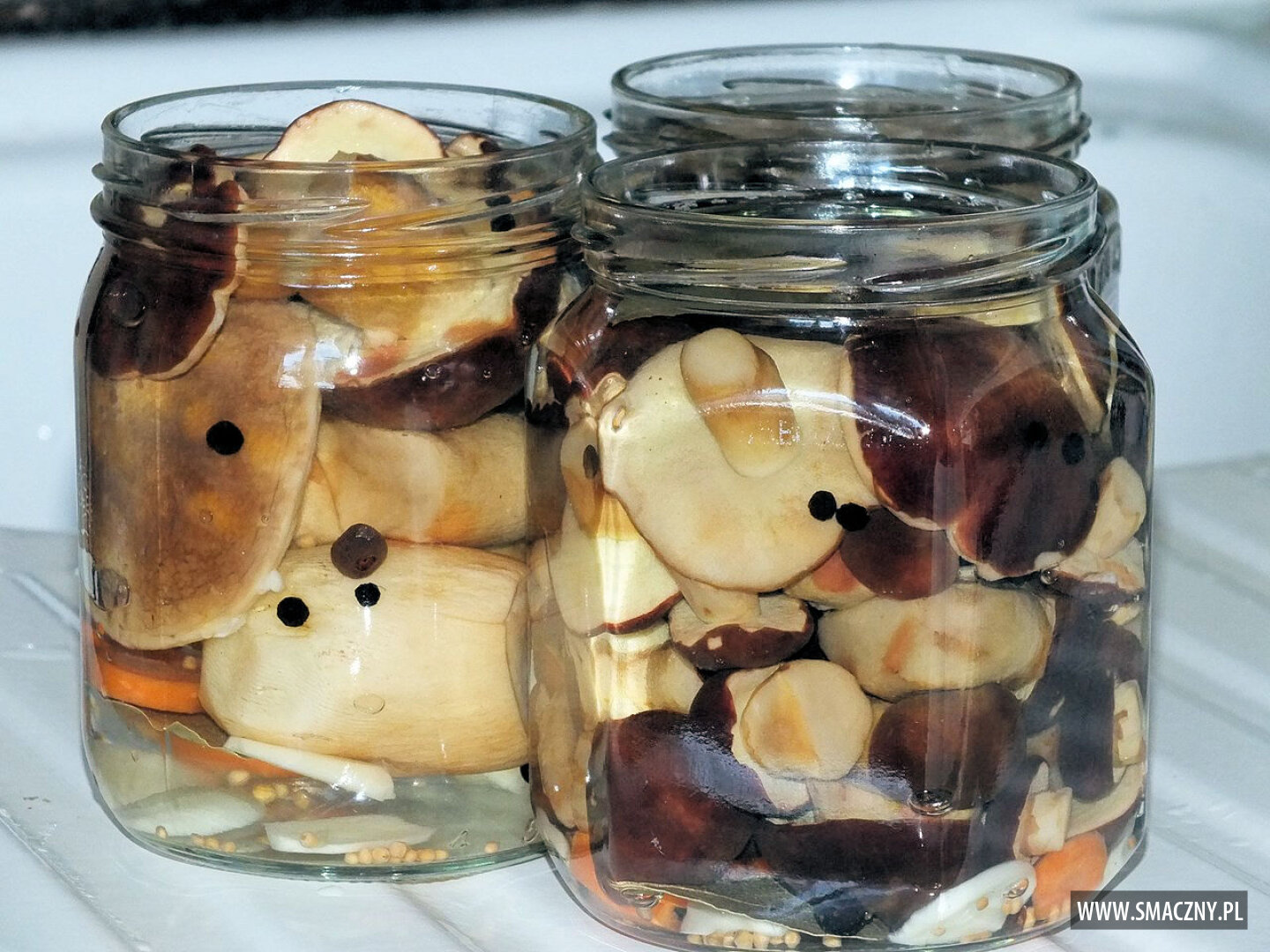 Podgrzybki w zalewie octowej - Przepisy kulinarne - Przetwory