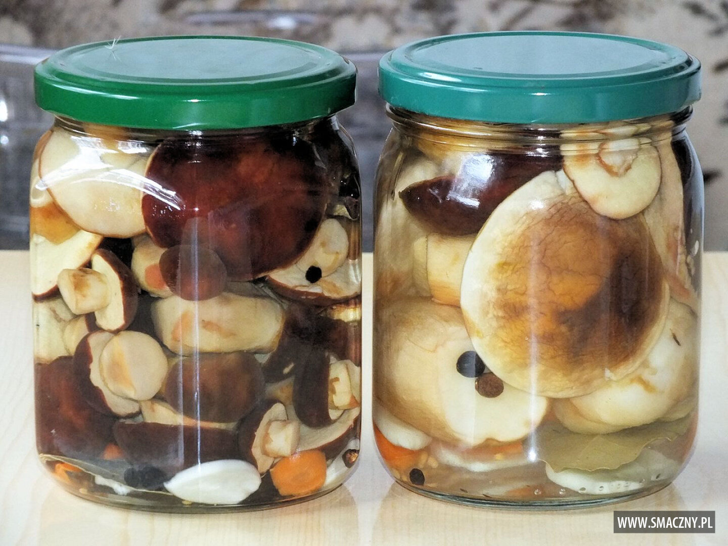 Podgrzybki w zalewie octowej - Przepisy kulinarne - Przetwory