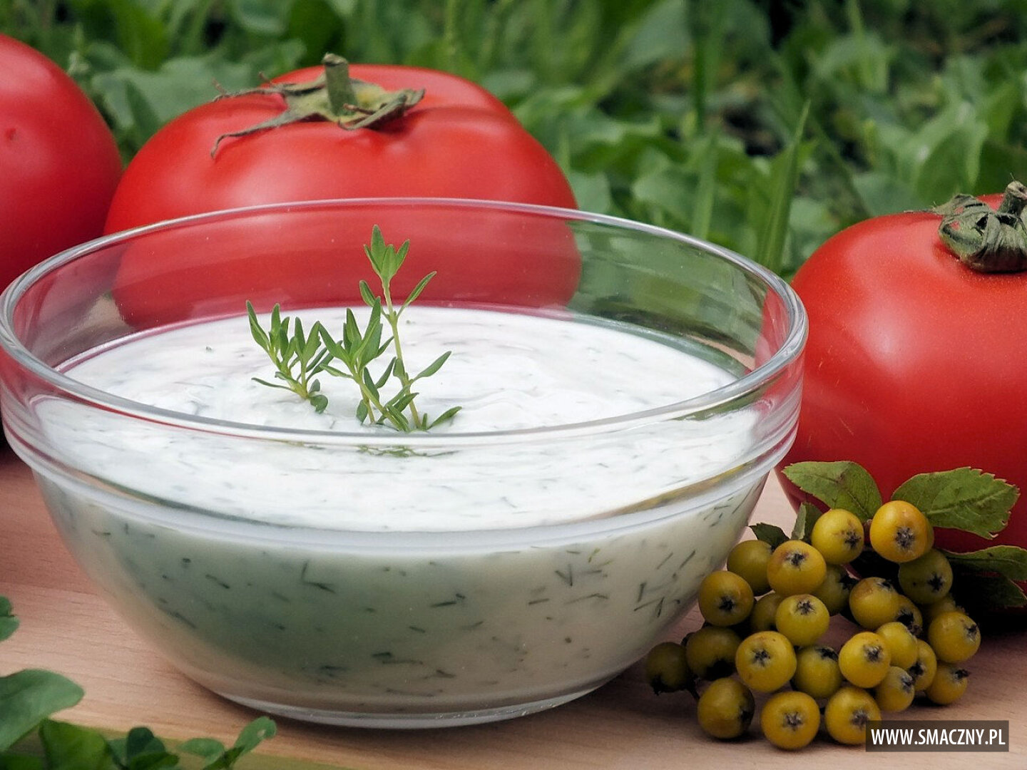 Przepyszny sos czosnkowo-koperkowy - Przepisy kulinarne - Inne rodzaje