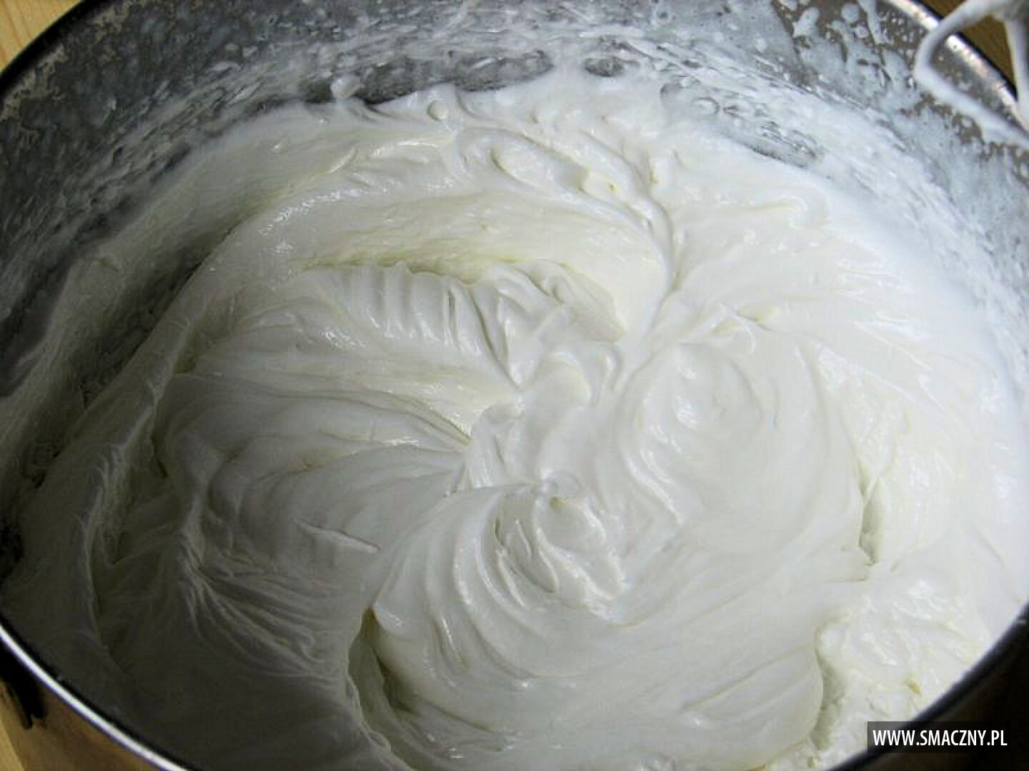 Ptyś - Przepisy kulinarne - Ciasta i słodkości