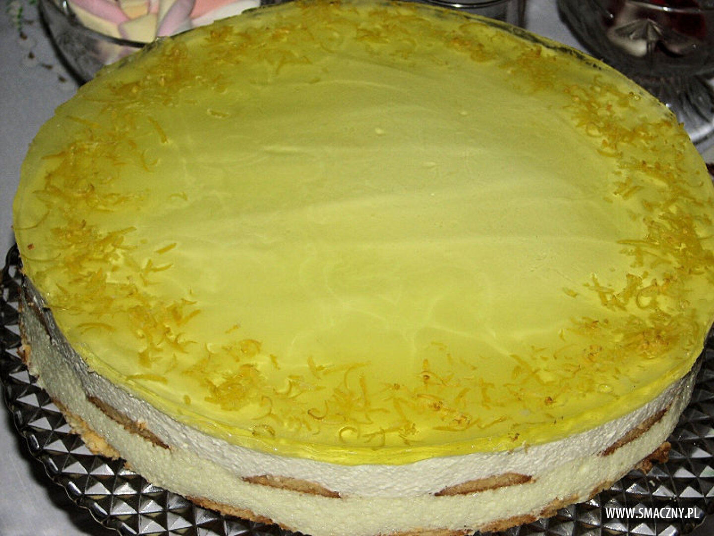 Tort cytrynowy na zimno - Przepisy kulinarne - Ciasta i słodkości
