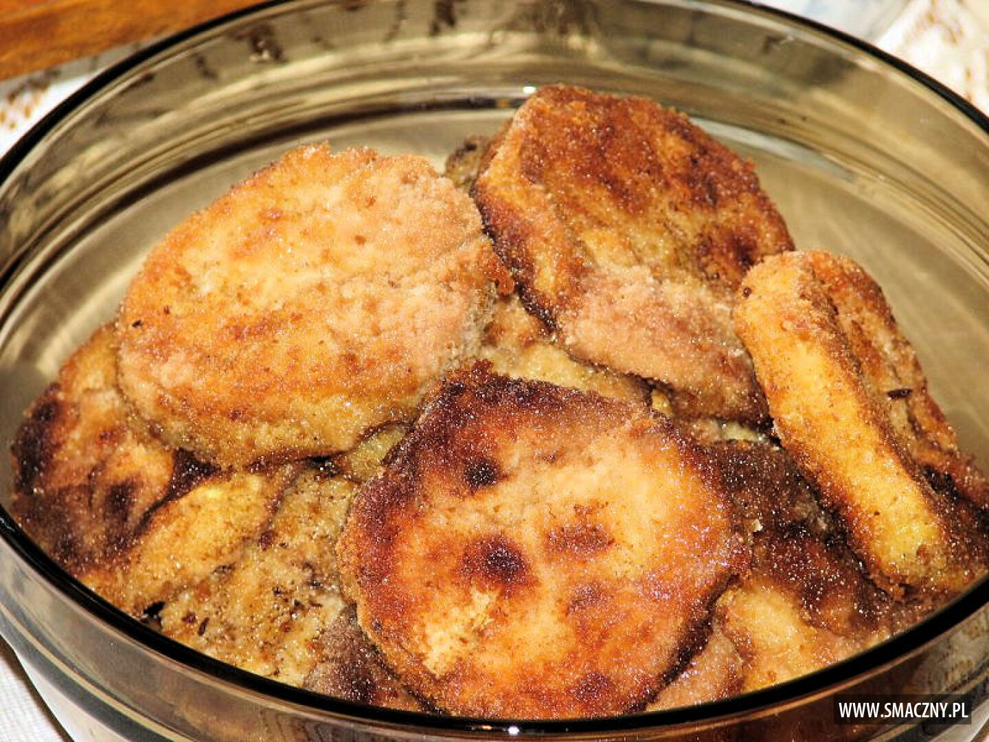 Czosnkowe plasterki cukinii - Przepisy kulinarne - Przystawki