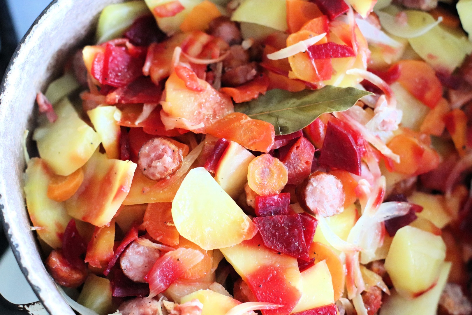 Duszonki z rondla - Przepisy kulinarne - Dania główne