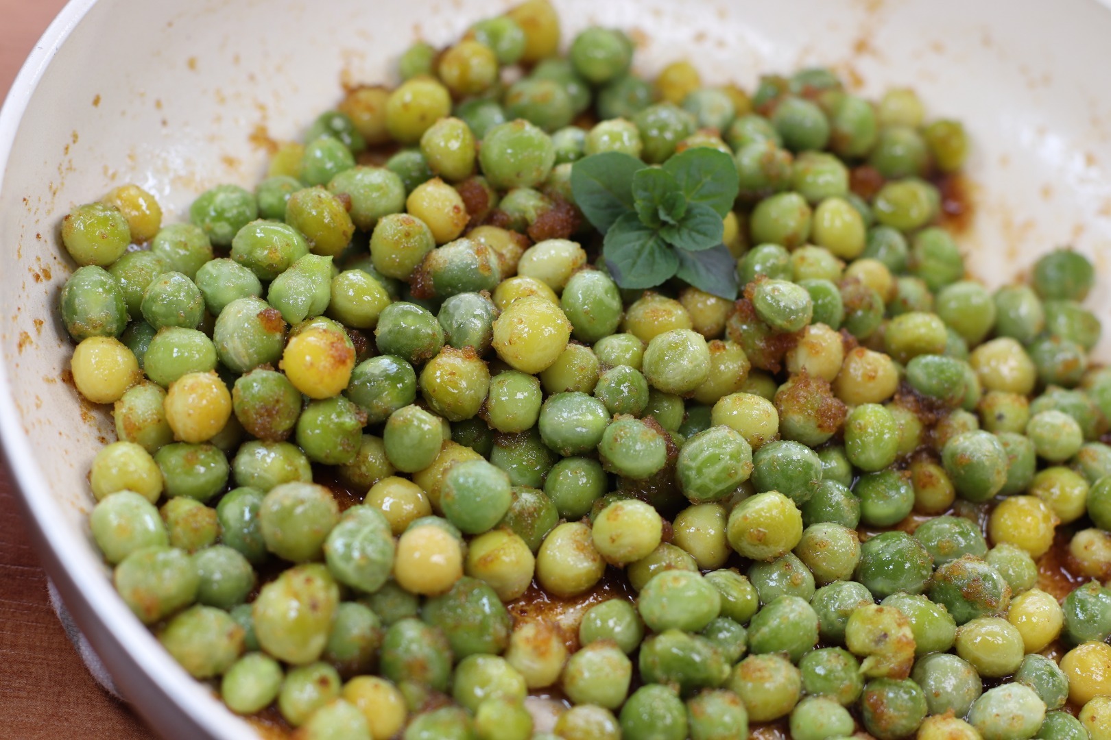 Zielony groszek w bułce tartej - Przepisy kulinarne - Inne rodzaje